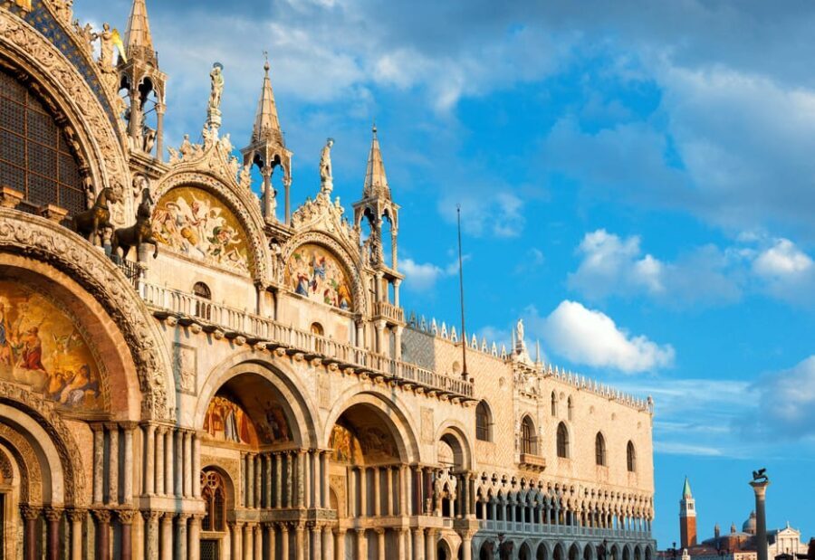 Venice: St. Mark's Basilica Priority Ticket and Audio Guide - Who Should Consider This Tour?