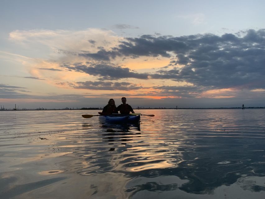 Venice: Sunset Kayak Tour in the Canals - What the Tour Includes