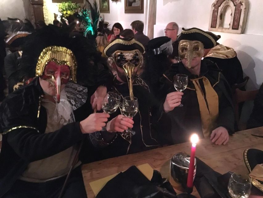 Venice: Venetian Style Carnival Pub Crawl - What Makes This Tour Stand Out?