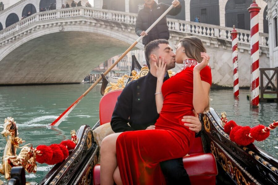 Venice With Professional Photographer - How This Tour Compares to Others