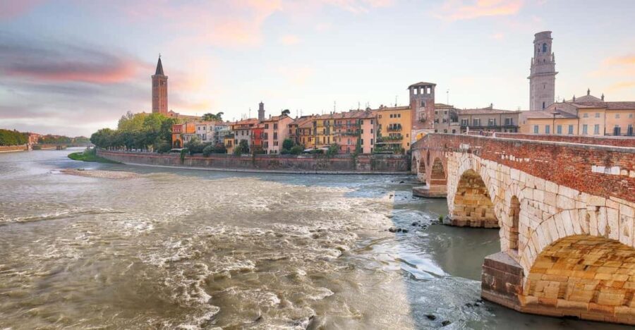 Verona: Express Walk with a Local in 60 minutes - Starting Point and Meeting Logistics