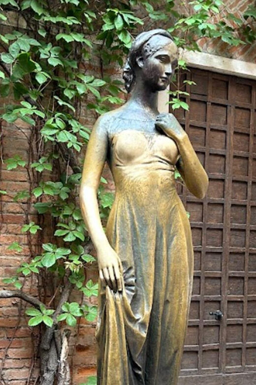 Verona: Juliets House Fast-Track Entry Ticket & Audio Guide - The Value of the Tour