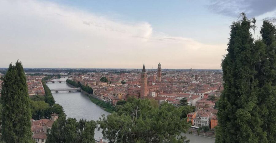 Verona: Night Walking Tour - What to Expect on the Verona Night Walking Tour