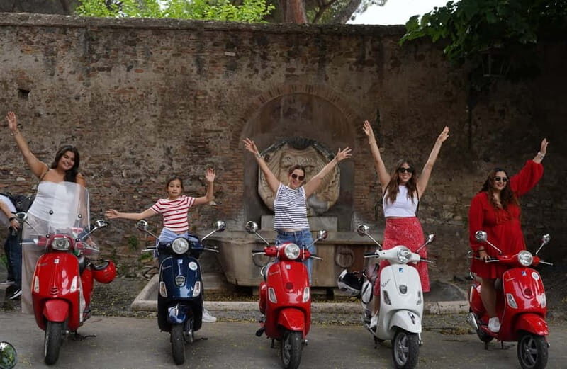 Vespa city tour in Rome with two different routes - Exploring the Itinerary: What You’ll See and Do