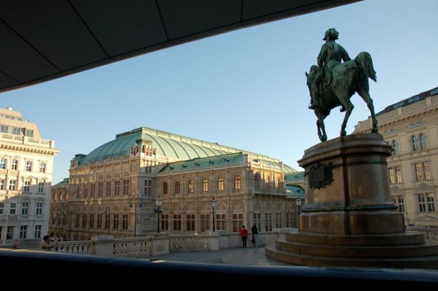 Vienna and Skip-the-Line Schönbrunn Palace Private Tour - What Travelers Say & How It Adds Up