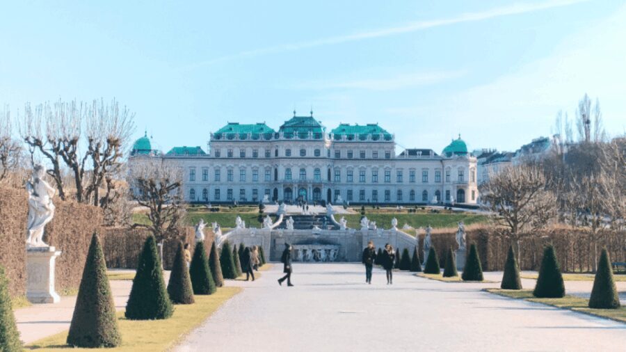 Vienna Audioguide - TravelMate app for your smartphone - Starting and Using the App