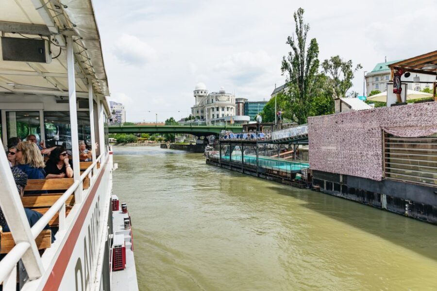 Vienna: City Cruise with Optional Lunch - Who Should Consider This Tour?