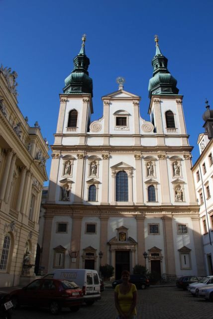 Vienna: Courtyards & Hidden Places Walking Tour - Who Is This Tour Best For?