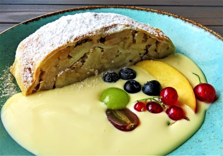 Vienna: Food tasting tour in Hidden Gems (Small Groups) - Practical Details and Logistics