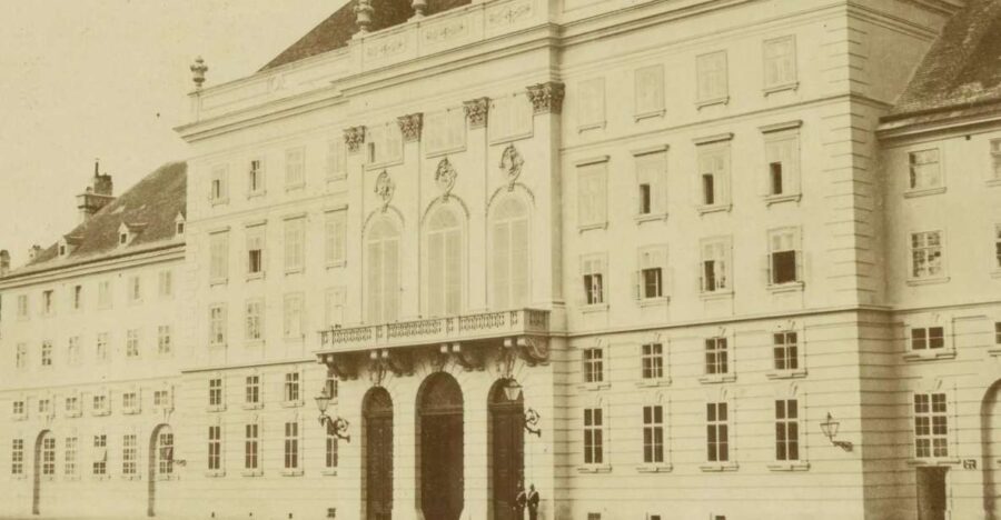 Vienna: Guided tour of Fischer von Erlach's stables - Who Should Take This Tour?
