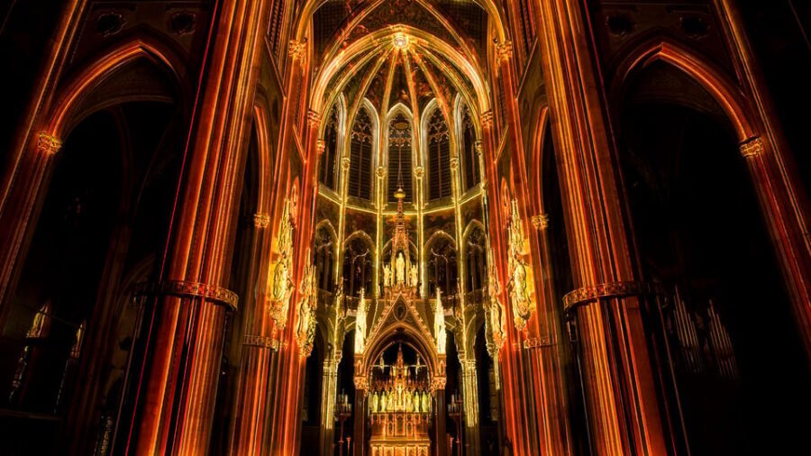 Vienna: Light of Creation Votive Church Immersive light show - What the Show Offers