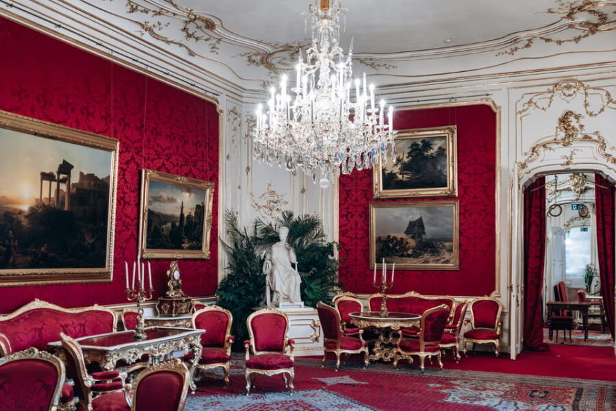 Vienna: Skip-the-Line Hofburg and Empress Sisi Museum Tour - What Makes This Tour Stand Out?