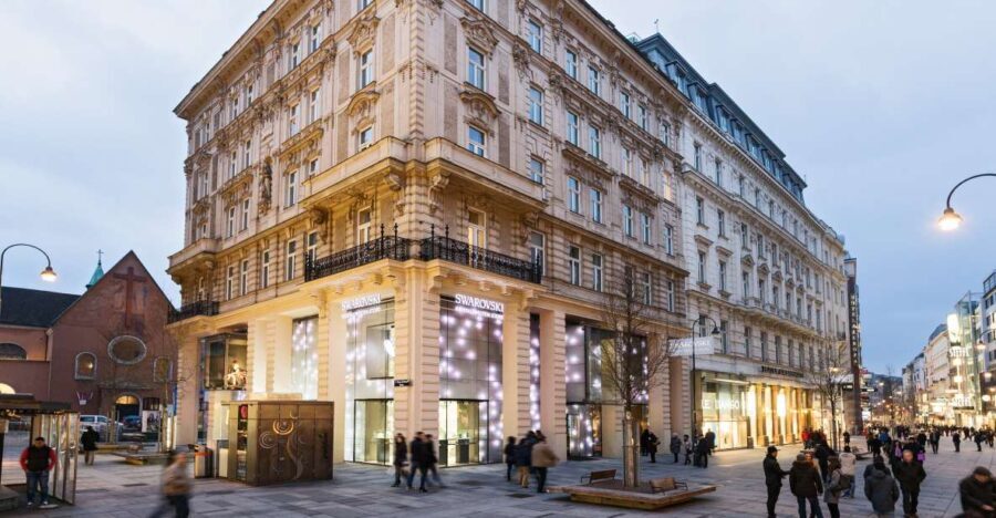 Vienna: Swarovski House Tour with Champagne and Gift - Detailed Breakdown of the Tour Experience