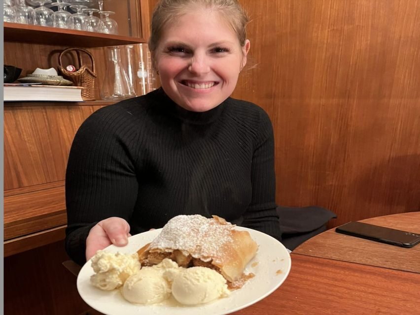Vienna: Wiener Schnitzel and Strudel Cooking Class - Why This Tour Works Well for Travelers