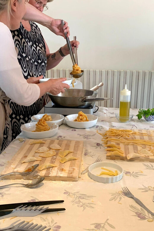 Vinci: Cooking Class of Local Food in a Tuscan Farm - A Closer Look at the Experience