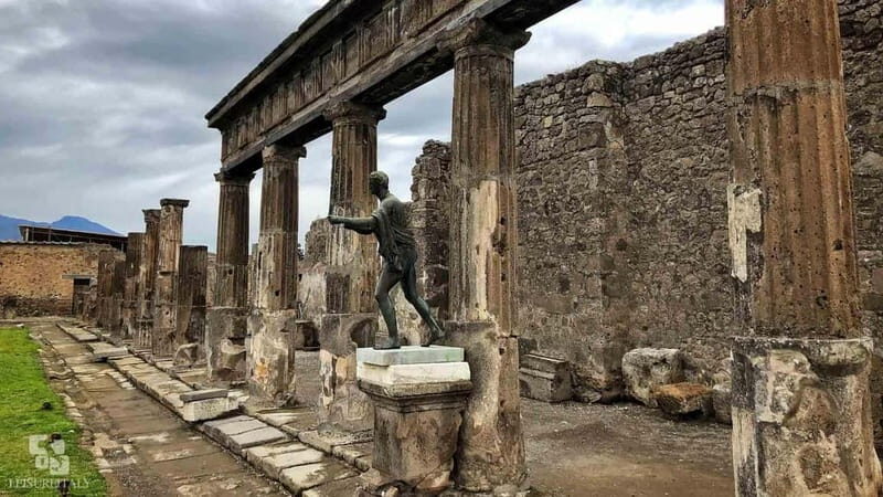 Visit Vesuvius Pompeii with tickets included from Naples - The Experience of Visiting Vesuvius