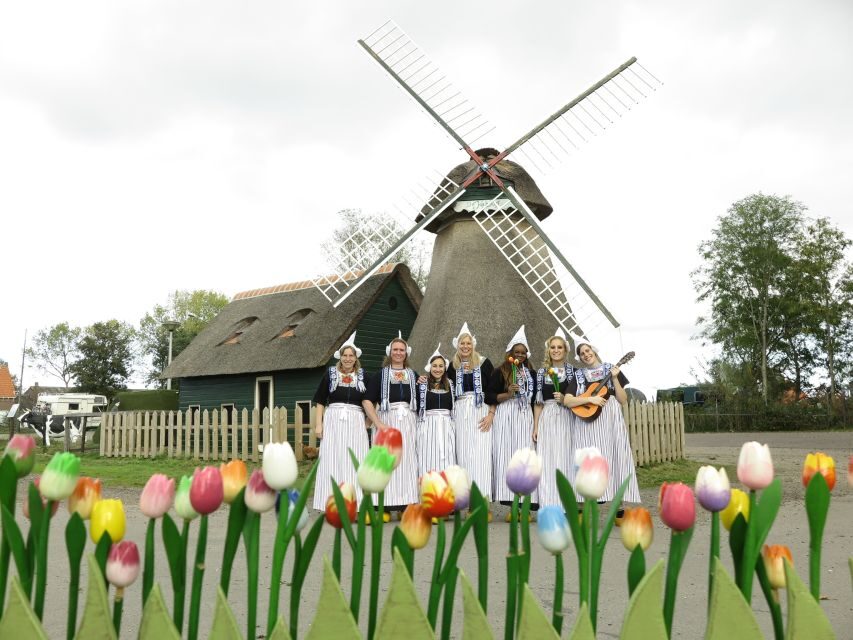 Volendam: Traditional Costume Photo with Cheese & Clog Tour - Practical Details and Tips