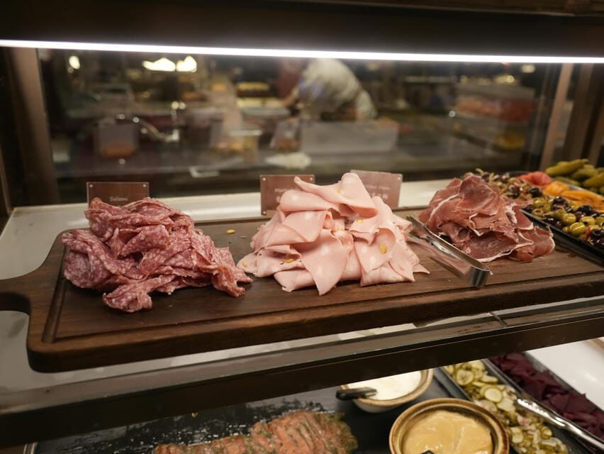 Walking Tour in Bologna with Tastings and Stories - Who Will Love This Tour?