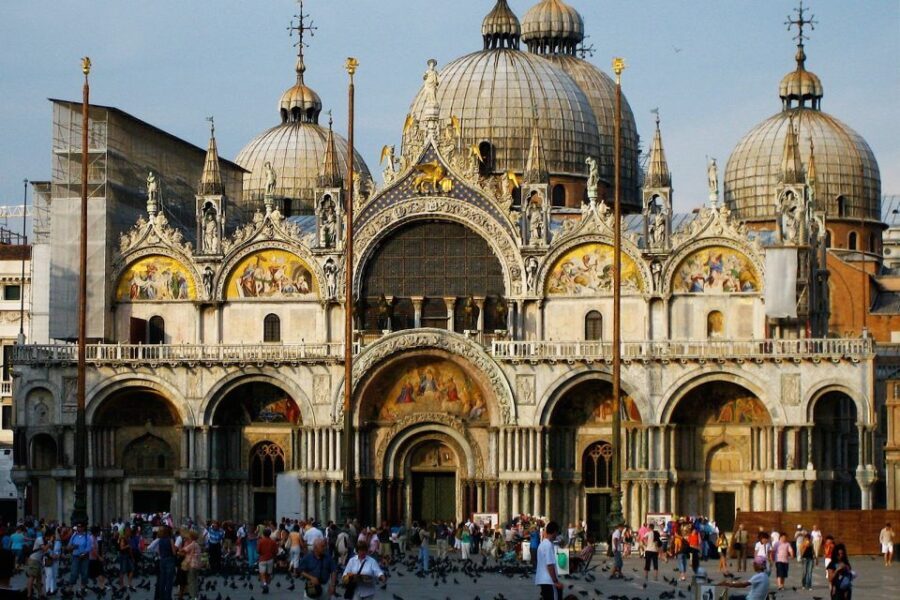 Walking Tour to Uncover the Hidden Venice - Architectural Gems and Hidden Treasures