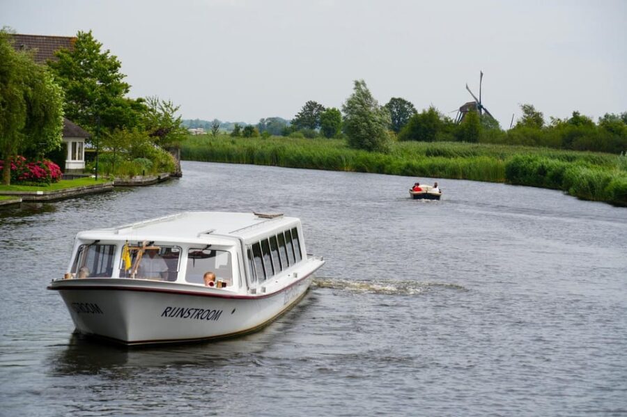 Warmond: Kagerplassen Cruise with "Tulip Experience" Ticket - Final Thoughts: Who Should Consider This Tour?