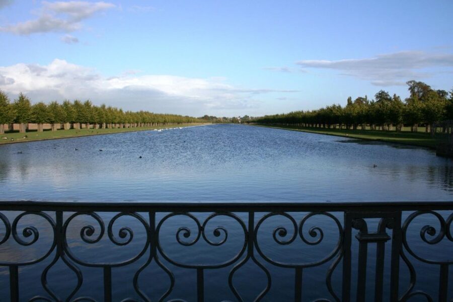 Windsor Castle Hampton Court Palace Private Tour with Pass - Analyzing the Value