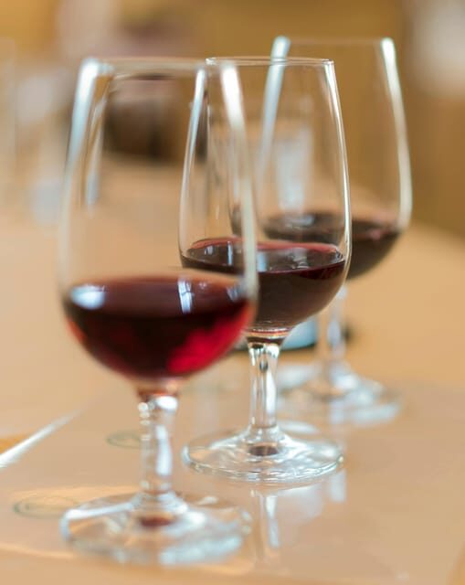Wine and Oil Tasting in Madrid: Spain's Best Wines and Tapas - Who Should Consider This Tour?