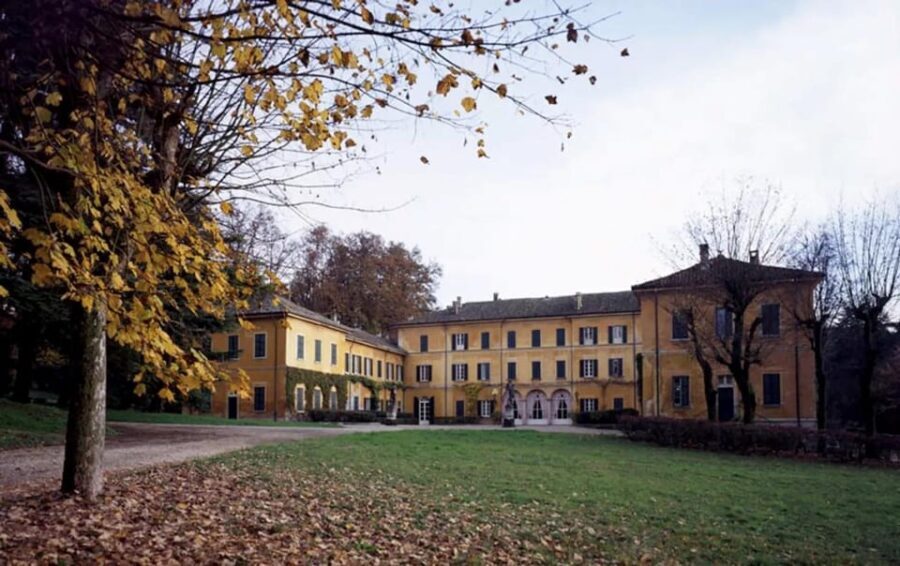 Wine Tasting and Winery Tour of Oltrepò Pavese tradition - Practical Considerations & Value
