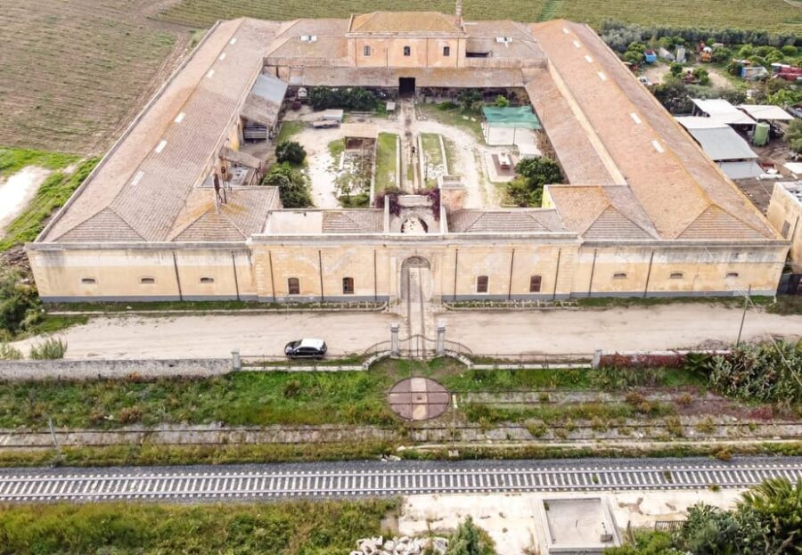 Wine Tasting in the historic baglio Florio Adamo - The Setting: A Historic Factory