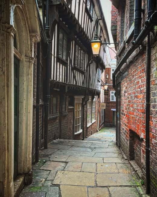 Yorks Snickelways Story Walking Tour - Why This Tour is Worth Your Time and Money