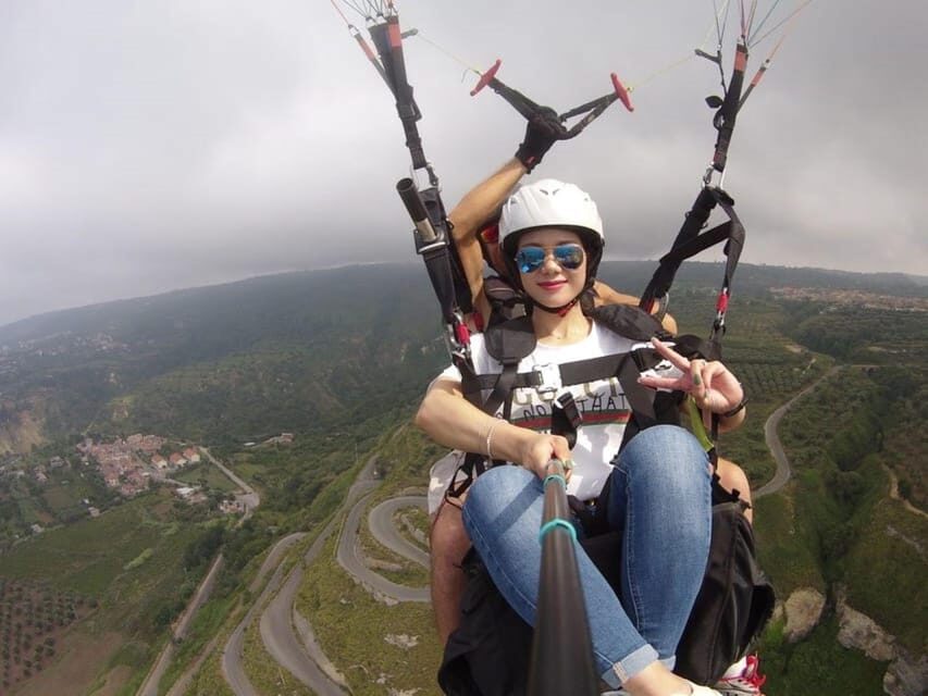 Zambrone: Paragliding Experience - The Experience Itself: From Takeoff to Landing