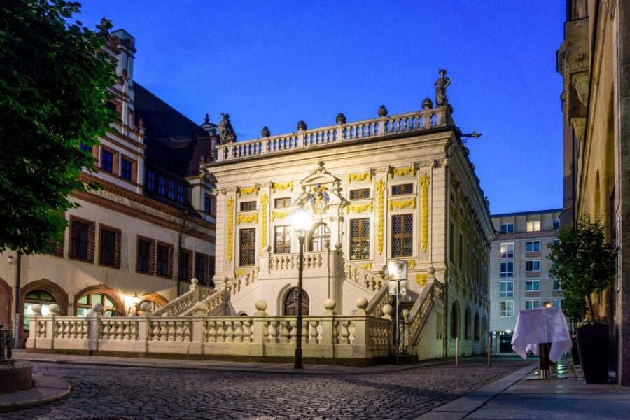 1.5-Hour Historical Tour of Leipzig with Costumed Guide - Who Will Enjoy This Tour?