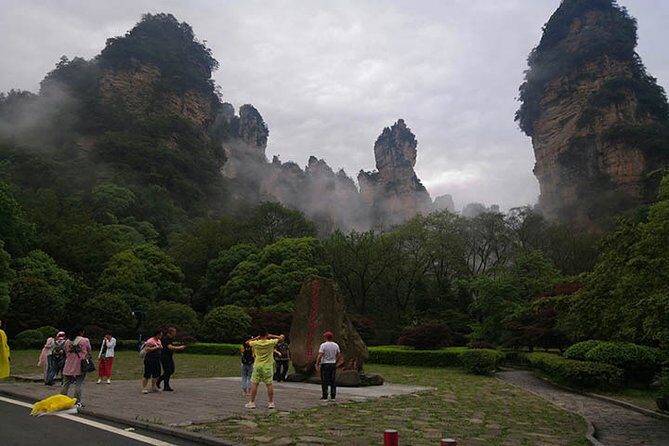 1 Day Private Yellow Stone Village Visit with Extention to Exclusive Pipajie - What the Tour Means for You
