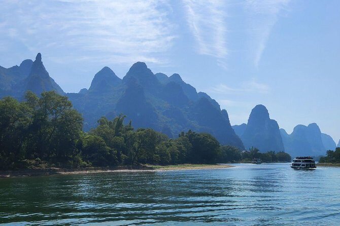 1-Day Relaxing Li River Cruise with the 4 Star Luxury boat Upper Deck Seating - Landmark Highlights Along the Way