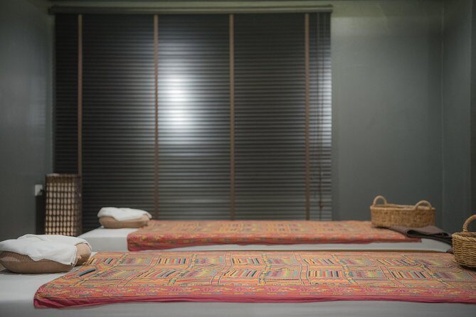 1 Hour The Home 5 Steps Facial Beauty with Four Optional - Free Transportation - The Flavors of Authentic Service and Value