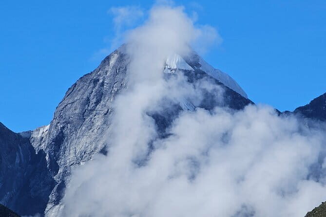14 Days of Adventure Trekking to Everest Base Camp - What Sets This Trek Apart