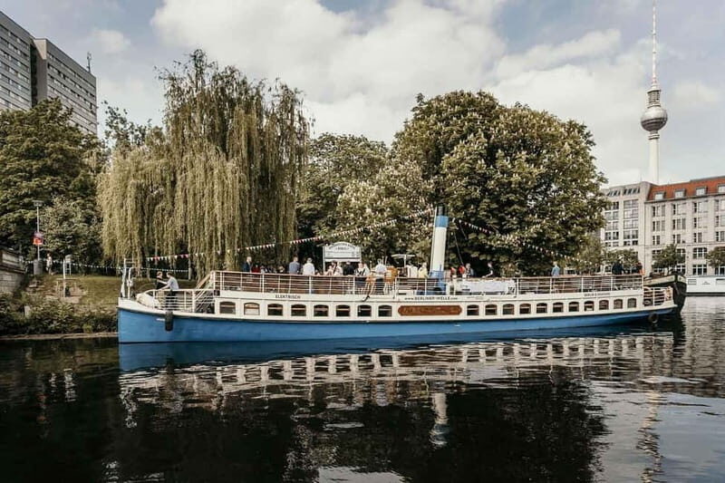 1h Berlin-Cruise with 140 year old electrified steamship - The Itinerary and Landmarks