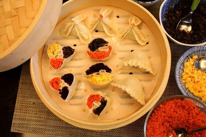 2.5hrs Chinese Kitchen Cooking Class: Art Steamed Dumplings - What the Reviews Say