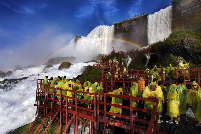2 Day - Niagara Falls from NYC - The Experience of Traveling with The Daily Trips