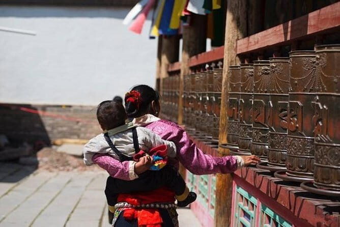 2-Day Qinghai Lake and Ta'er Monastery Private Trip from Xian by Bullet Train - What’s Included and What to Consider