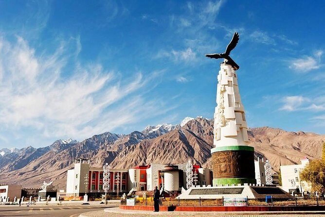 2 Days Tashkurgan Private Tour from Kashgar with Accommodation - An In-Depth Look at the 2-Day Tashkurgan Private Tour