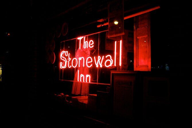 2-Hour Spanish Nightlife Guided Walking Tour of Greenwich Village - Key Stops and What to Expect