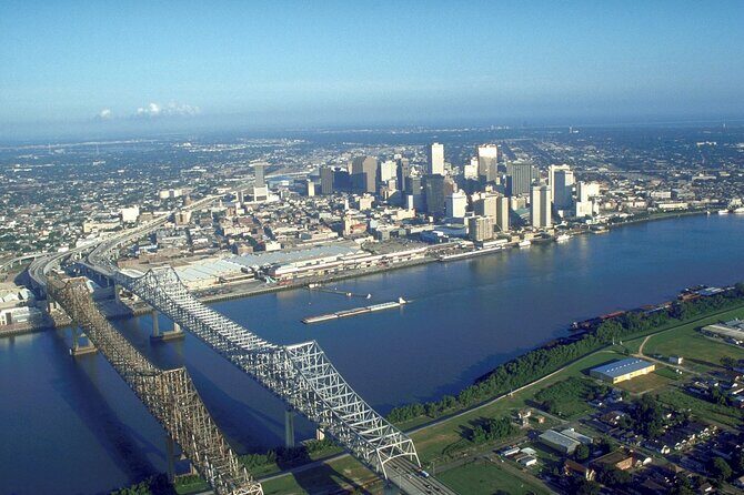 20 Passenger New Orleans Airport or Hotel Transfer - What Makes the Experience Stand Out?