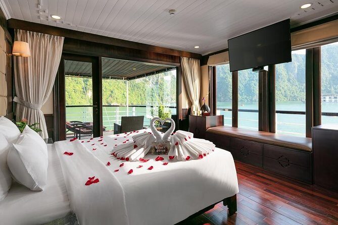 2D1N admire spectacular Halong Bay on Pelican Cruise | BEST PRICE GUARANTEE - Exploring the Itinerary in Detail