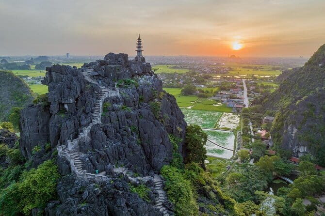 2D1N Exclusive Luxury Tour to Ninh Binh and Halong - FAQ