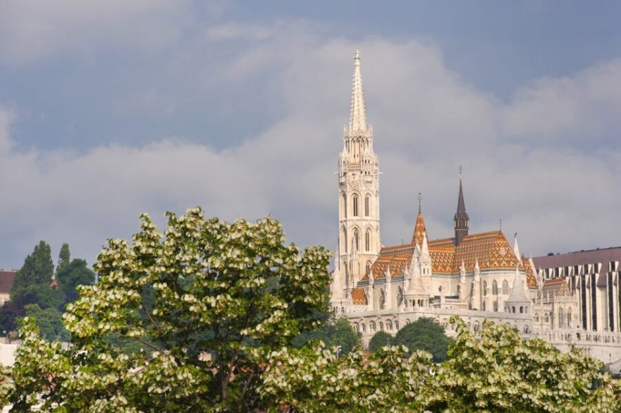 3-Hour Orientation Walking Tour of Buda and Pest - What to Expect on the Tour