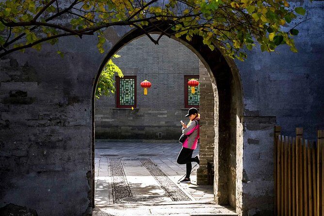 3-Hour Private Hutong Walking Tour with Drum Show at Drum Tower and Tea Tasting - What Makes This Tour Stand Out?