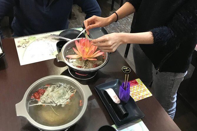 3-hour Vegetarian Private Walking Tour - Songshan distric & taste lotus hot pot - Key Points