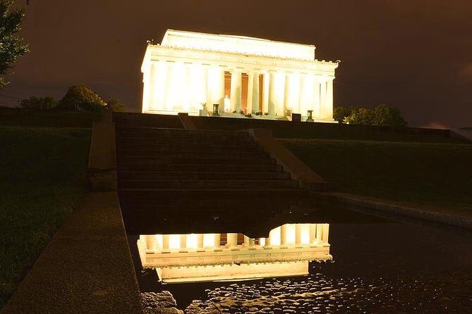 3 Hours Evening Tour in Shining City of Washington DC - What to Expect and How the Experience Feels