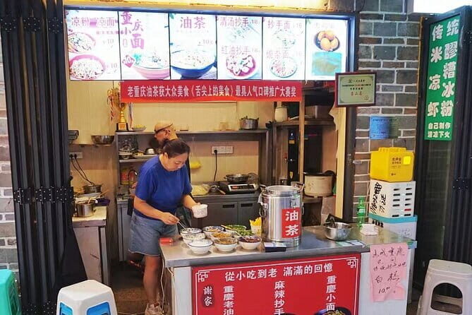3 HR Chongqing Food Tour - Authenticity and Guest Experience