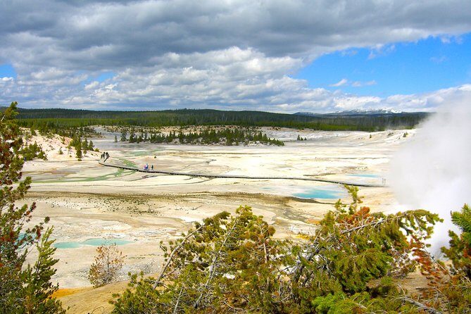 4-Day Small Group Tour: Yellowstone and Tetons Camping from Salt Lake City - Yellowstone: The World’s First National Park